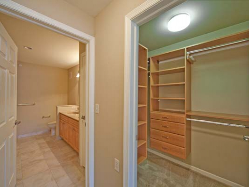 Apartments in Ocean Township, NJ | Primrose Place